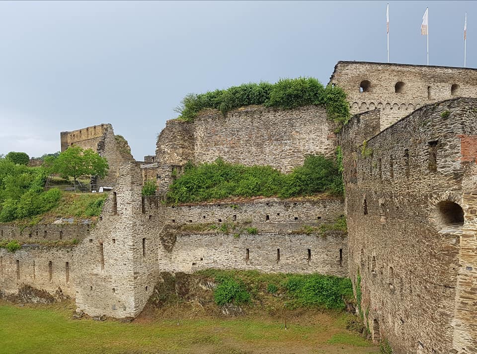 Burg Rheinfels: Autentisk og kæmpestor borgruin